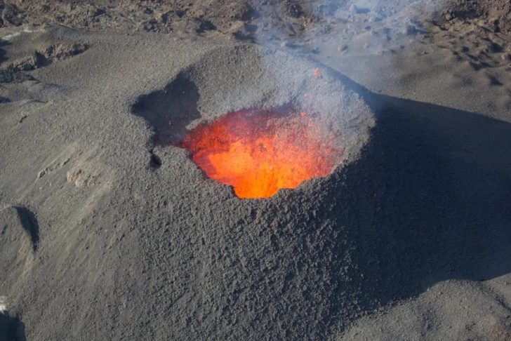 What on Earth are the 7 Different Types of Magma – Nayturr